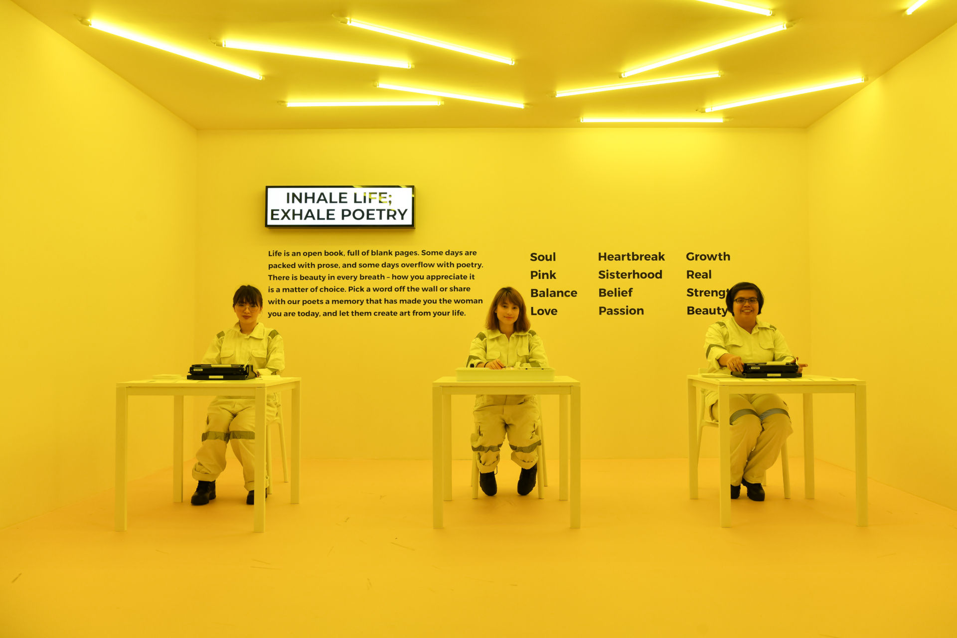Dayre relaunches in Singapore - It's time for real Girl Talk : Nixalina